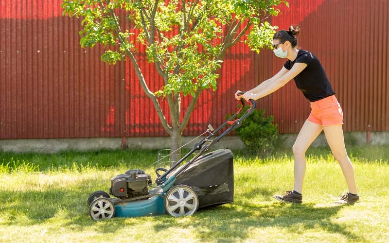 Why Gloves and a Mask Should Be Worn Before Lawn Mowing – How to Care ...